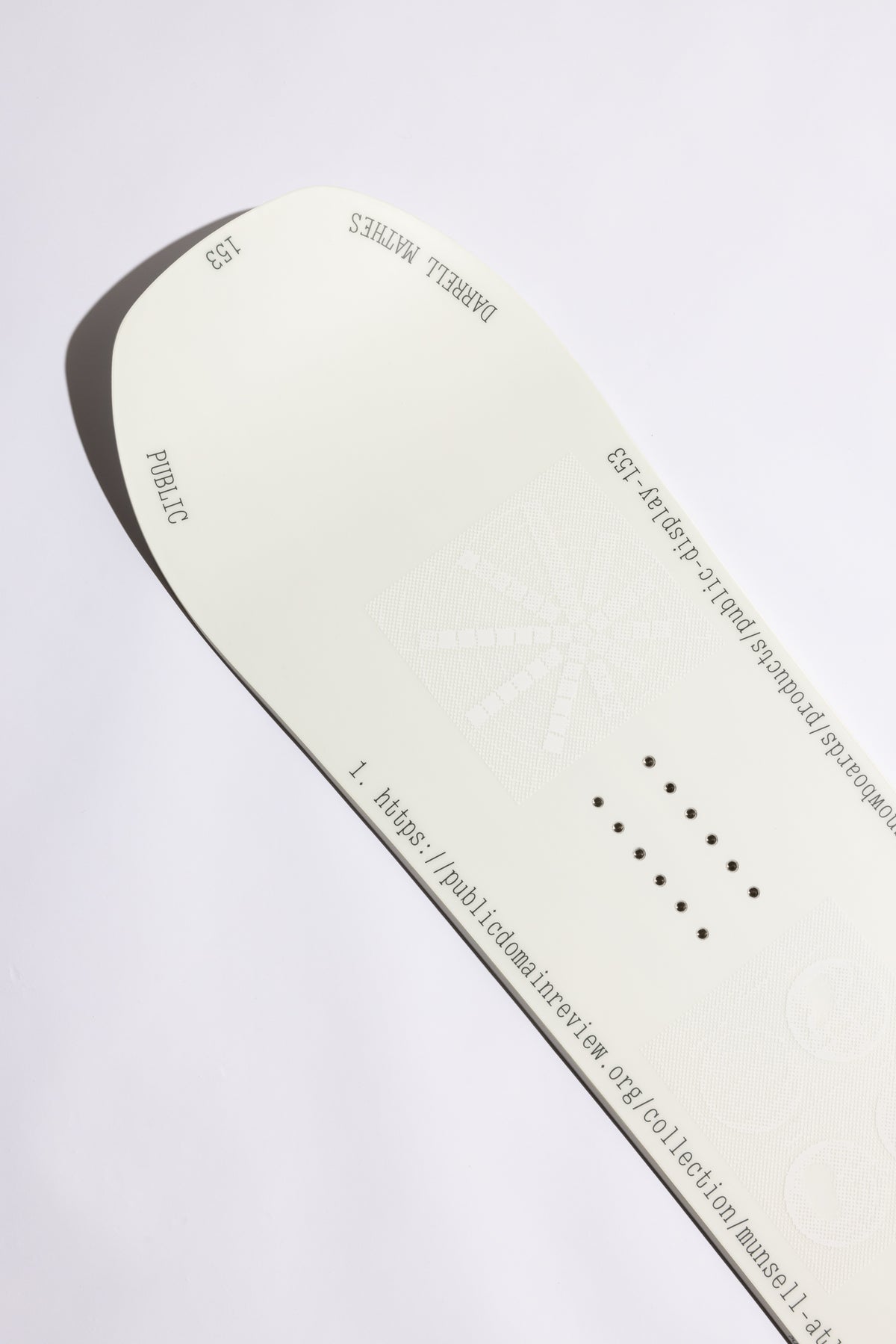 PUBLIC Display – PUBLIC snowboards