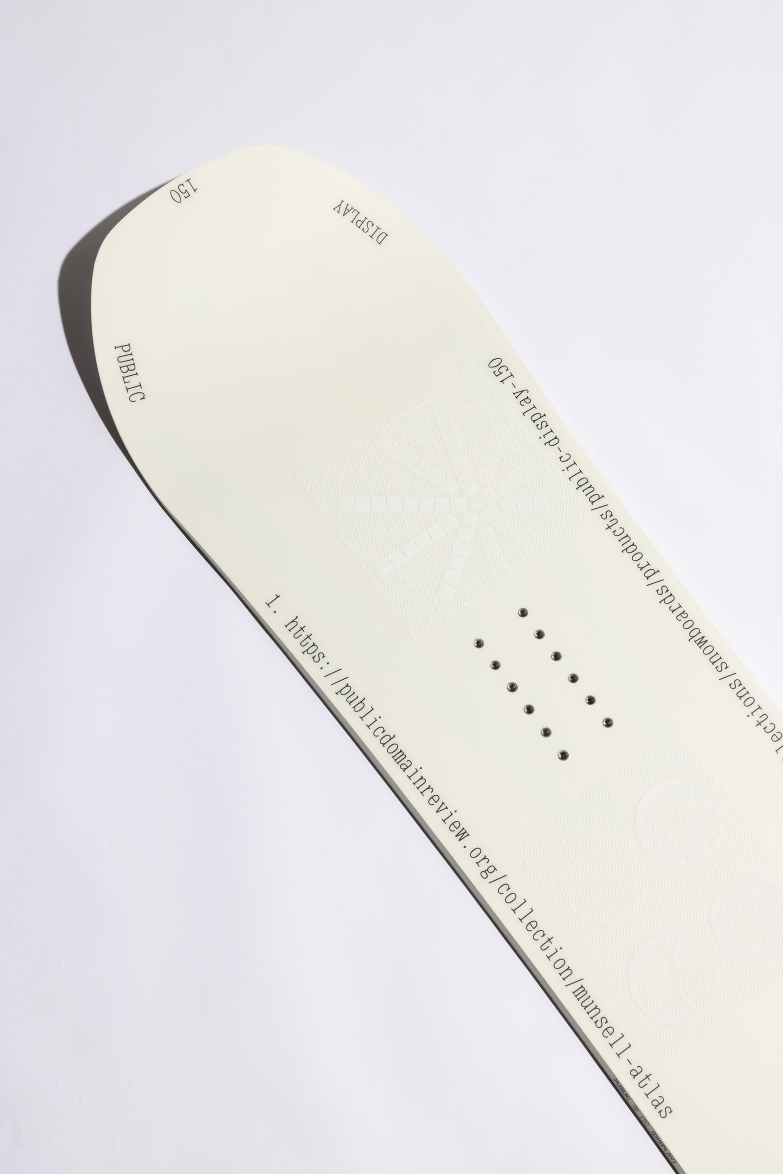 PUBLIC Display – PUBLIC snowboards